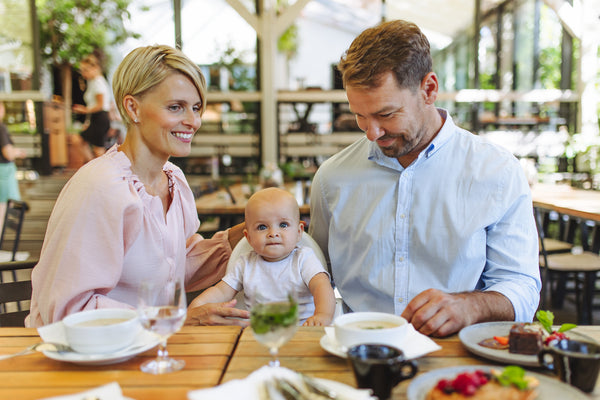 Can You Take a Baby to a Restaurant? | Tushbaby