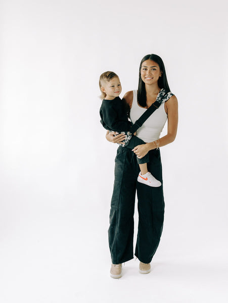 Liftoff Toddler Sling | Quick-Carry Comfort for Parents | Tushbaby