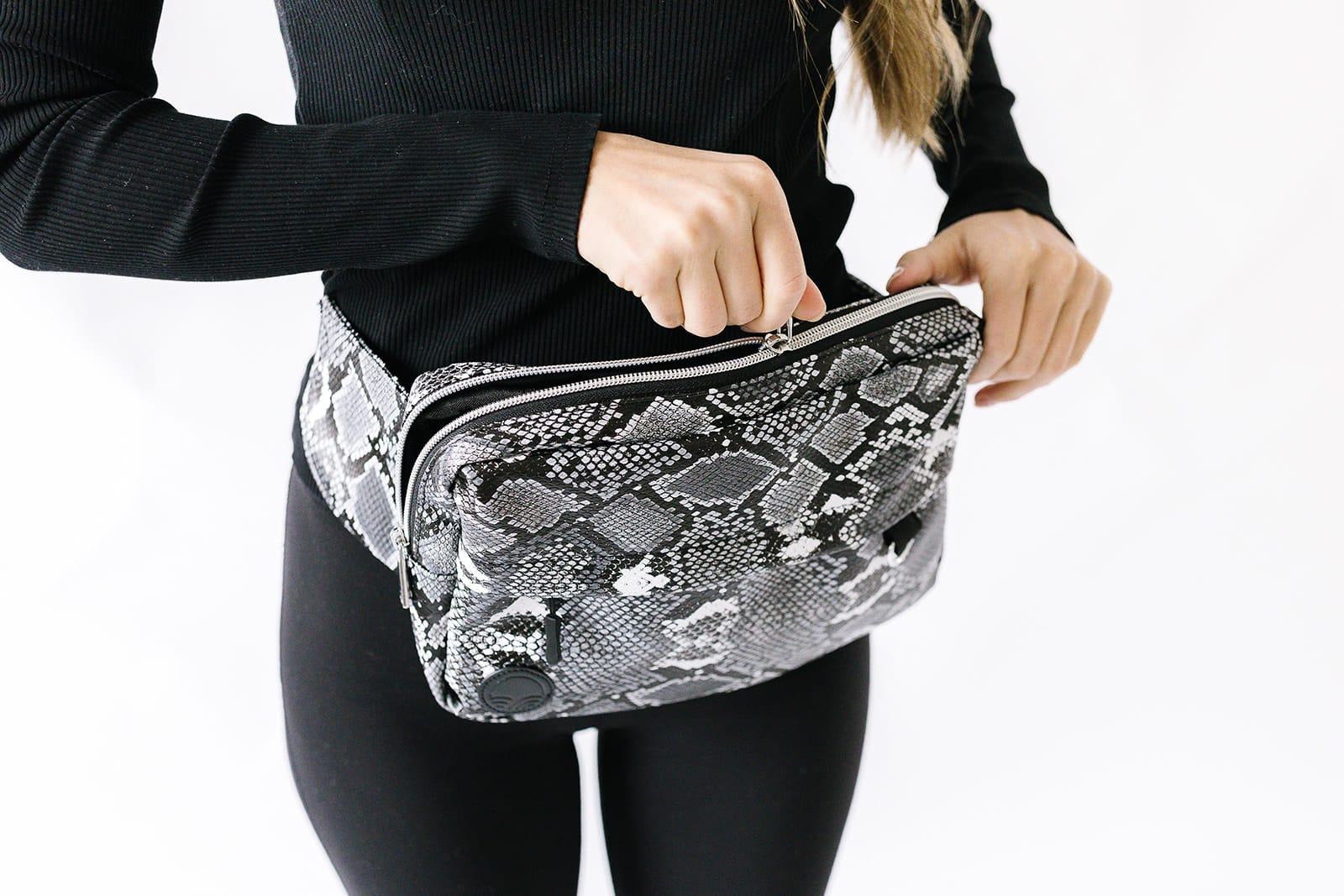 The Pack: Fanny Pack Diaper Belt Bag – Tushbaby