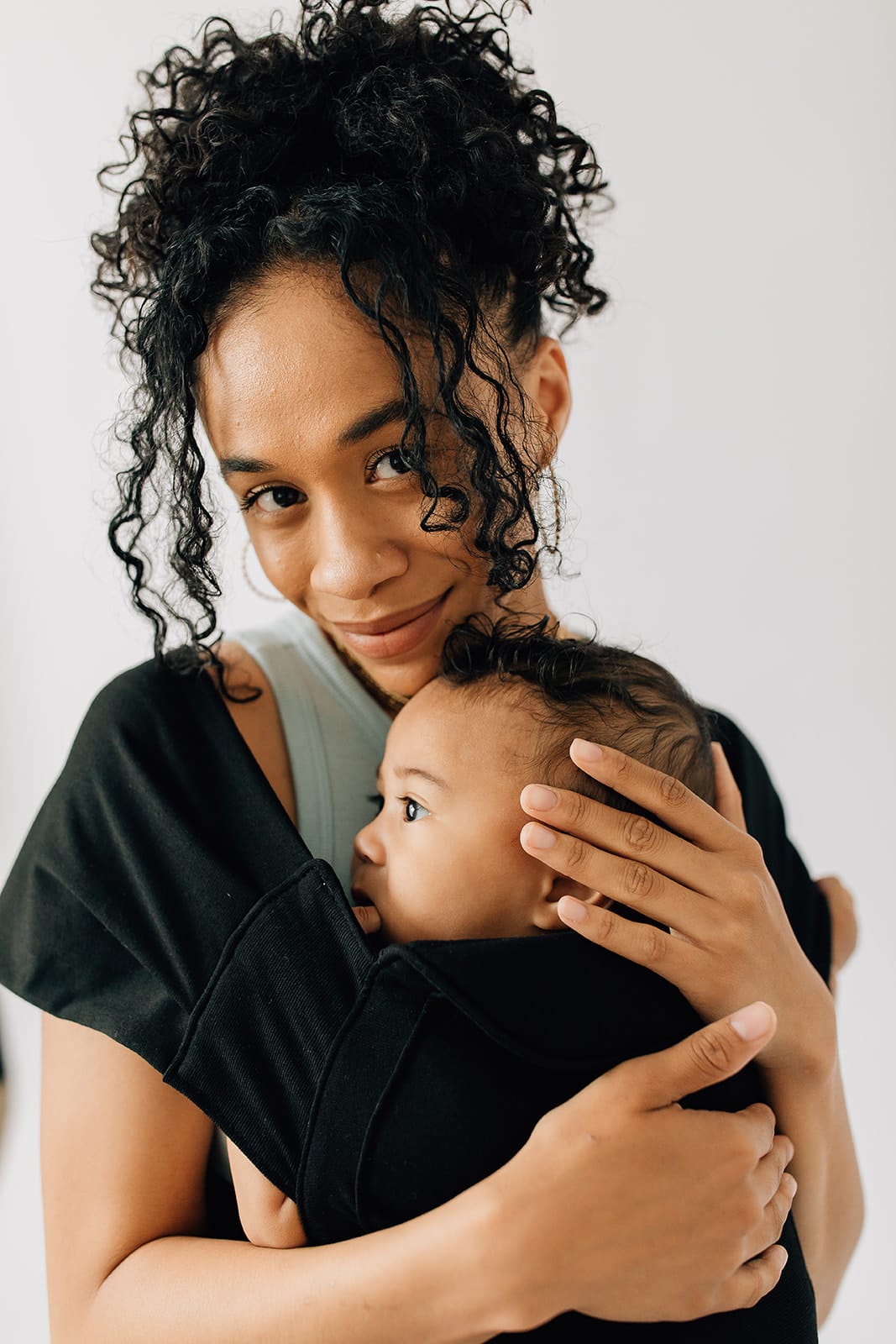 The Snug Attachment – Tushbaby